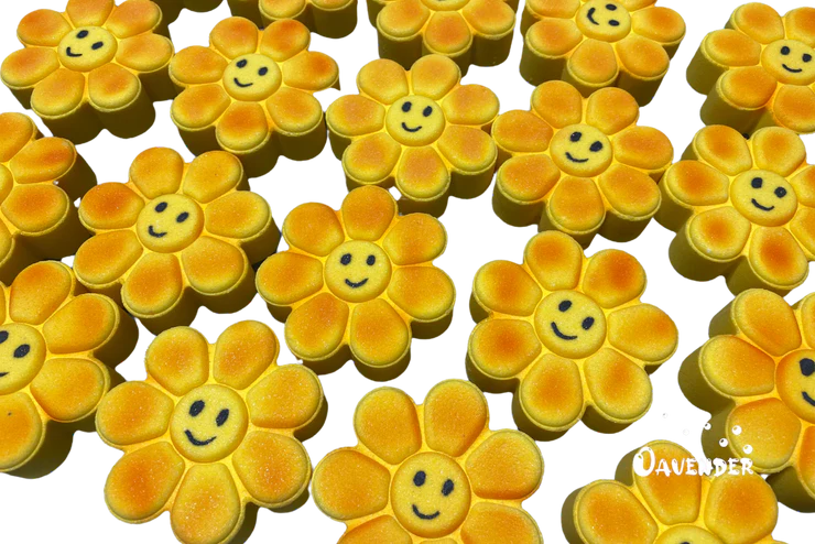 OAV Happy Daisy Bath Bomb – AnnaCalisa.com